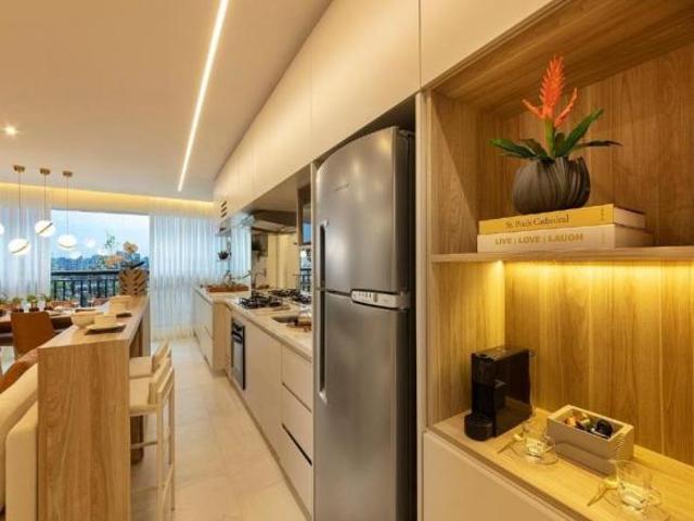 Apartamento com 2 dormitórios e 1 vaga no bairro Barra Funda