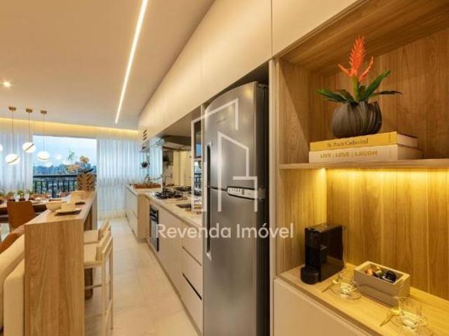 Apartamento com 2 dormitórios e 1 vaga no bairro Barra Funda
