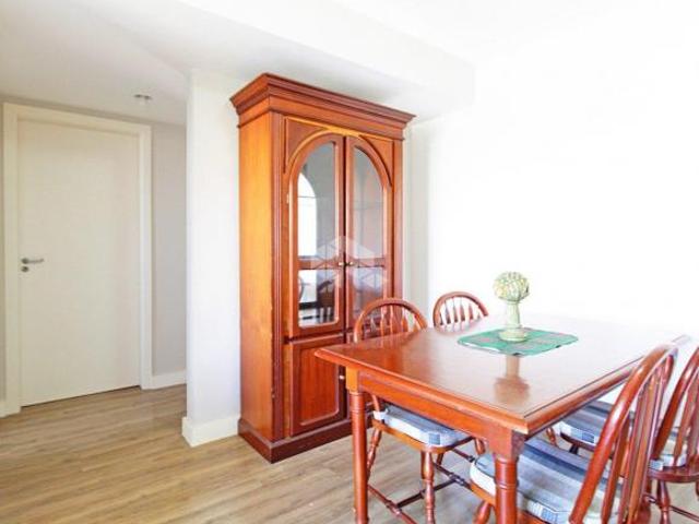 Apartamento com 2 dormitórios e 1 vaga no bairro Santana