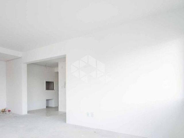 Apartamento com 2 dormitórios e 1 vaga no bairro Passo da Areia
