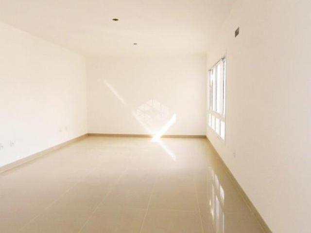Apartamento com 2 dormitórios e 2 vagas, condomínio baixo, Jardim Botânico!