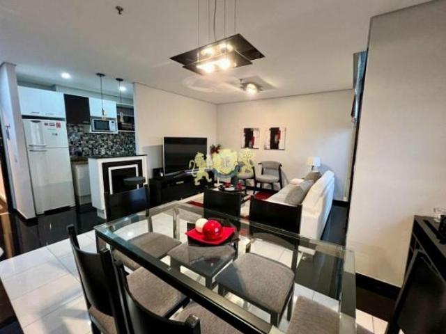 Apartamento com 2 dormitórios e 2 vagas à venda no Itaim Bibi SP