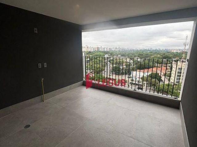 Apartamento com 2 dormitorios e 2 vagas de garagem