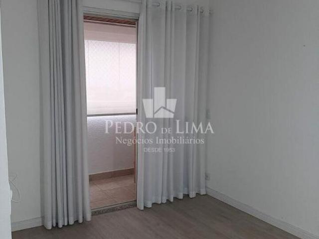 Apartamento com 2 dormitorios e 2 vagas na Penha