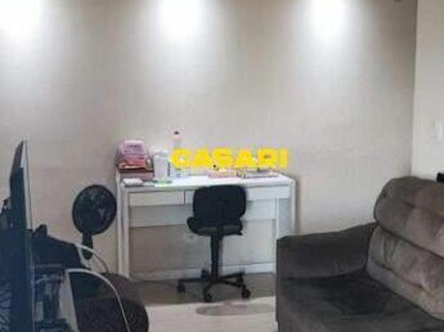 Apartamento com 2 Dormitórios e 59 m² à Venda na Vila Palmares Santo André/SP