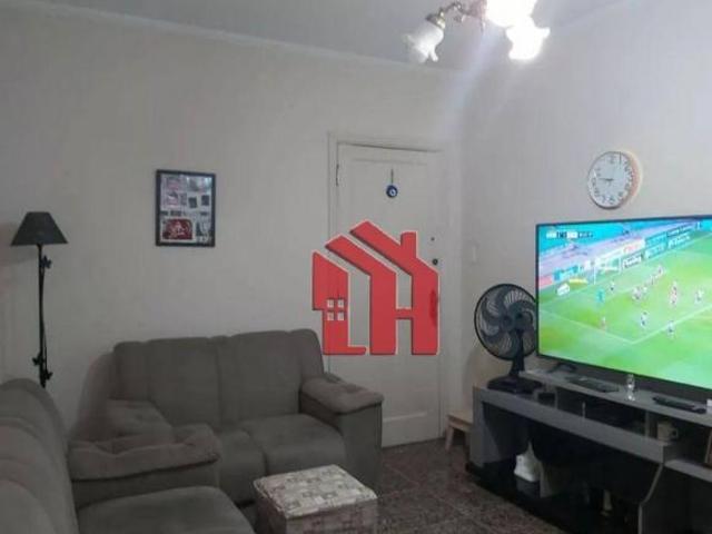 Apartamento com 2 dormitórios, Elevador, em localização privilegiada, a 2 quadras da praia do Gonzag