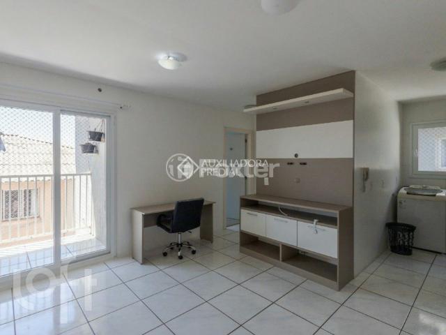 Apartamento com 2 dormitórios em Canoas