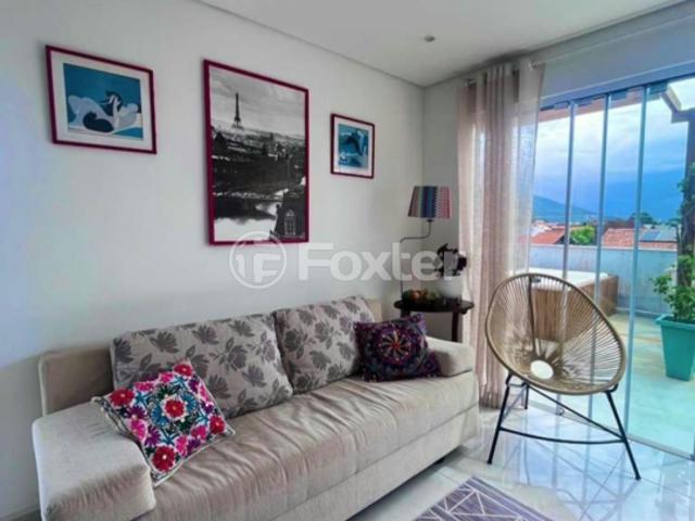 Apartamento com 2 dormitórios em Florianópolis
