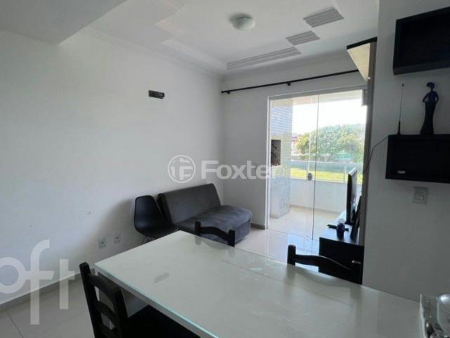 Apartamento com 2 dormitórios em Florianópolis
