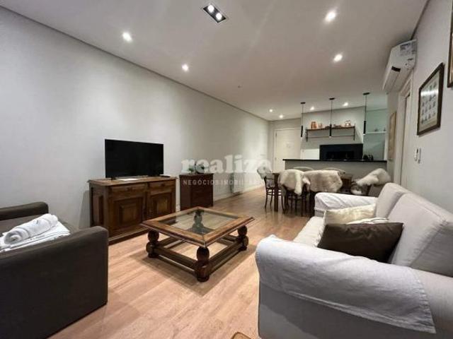 APARTAMENTO COM 2 DORMITÓRIOS EM GRAMADO