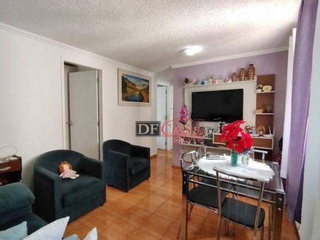 Apartamento com 2 Dormitórios em Itaquera