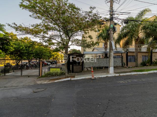Apartamento com 2 dormitórios em Porto Alegre