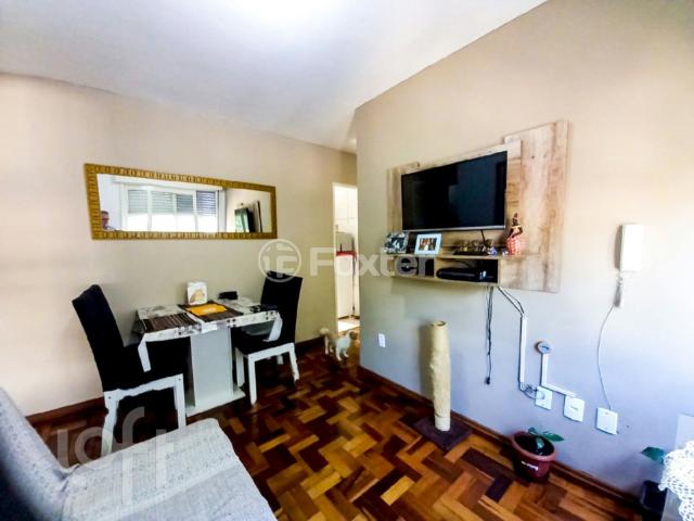 Apartamento com 2 dormitórios em Porto Alegre