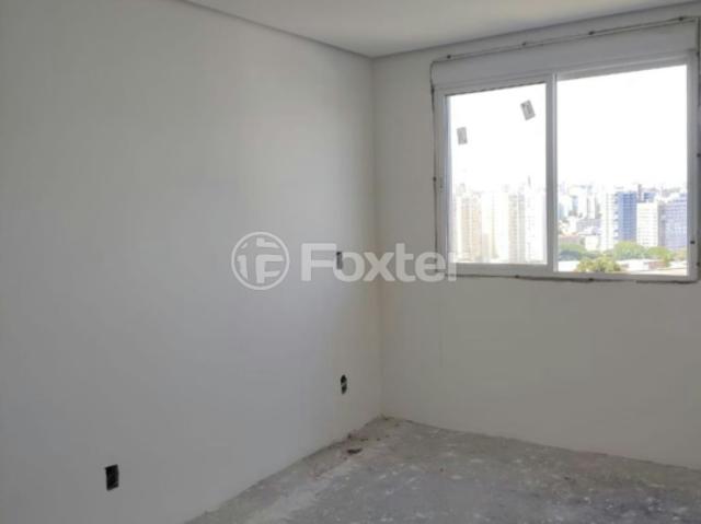 Apartamento com 2 dormitórios em Porto Alegre