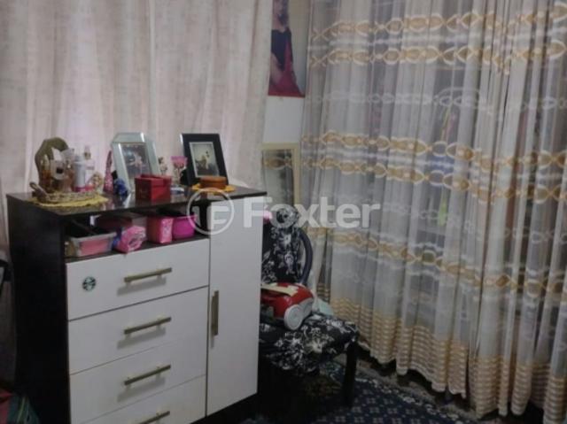 Apartamento com 2 dormitórios em Porto Alegre