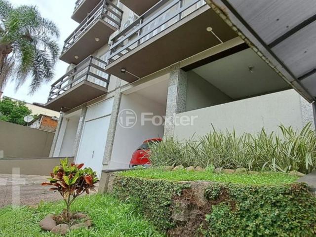 Apartamento com 2 dormitórios em Porto Alegre