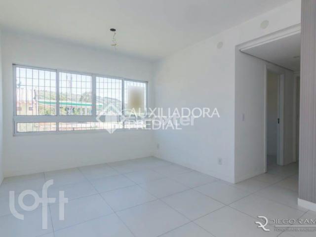 Apartamento com 2 dormitórios em Porto Alegre