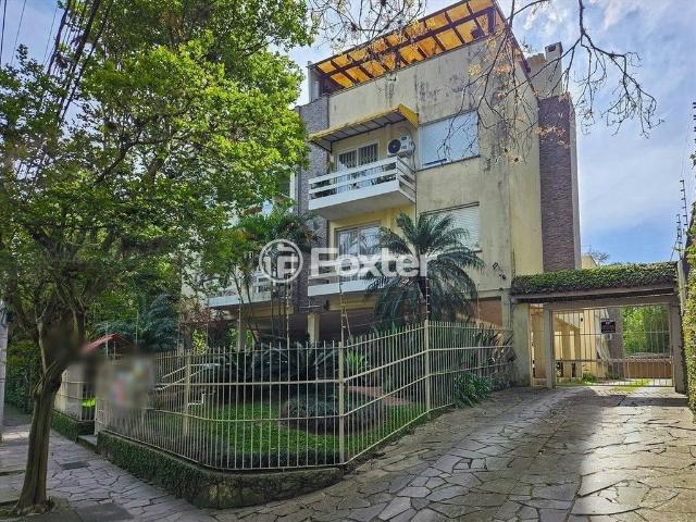 Apartamento com 2 dormitórios em Porto Alegre