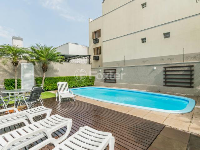 Apartamento com 2 dormitórios em Porto Alegre