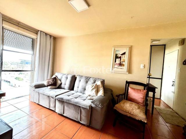 Apartamento com 2 dormitórios em Porto Alegre