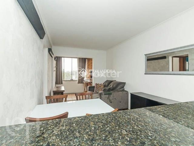 Apartamento com 2 dormitórios em Porto Alegre