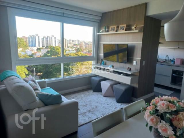 Apartamento com 2 dormitórios em Porto Alegre