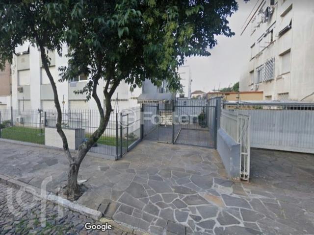 Apartamento com 2 dormitórios em Porto Alegre