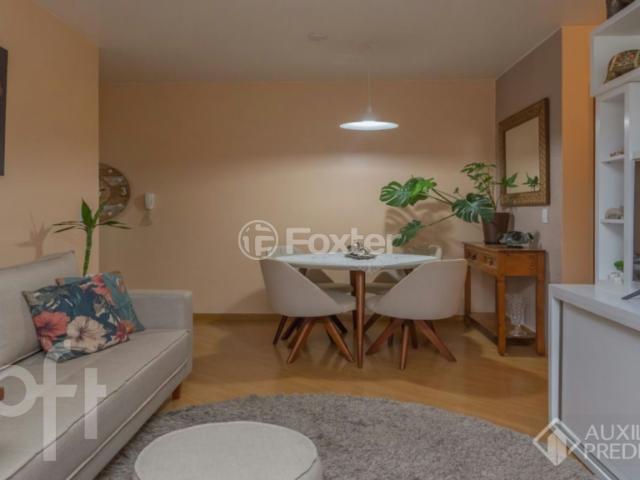 Apartamento com 2 dormitórios em Porto Alegre