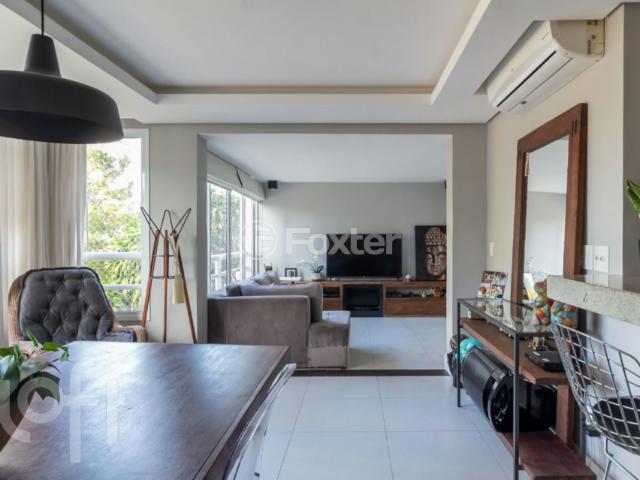Apartamento com 2 dormitórios em Porto Alegre