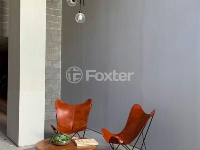 Apartamento com 2 dormitórios em Porto Alegre