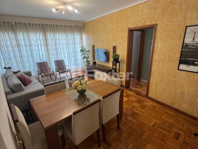 Apartamento com 2 dormitórios em Porto Alegre