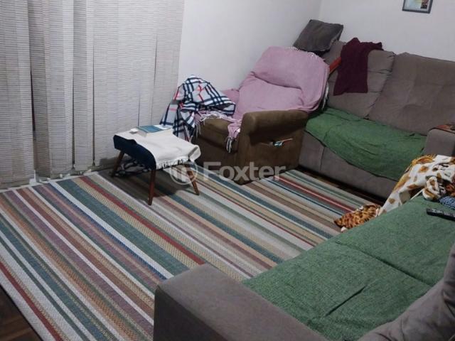 Apartamento com 2 dormitórios em Porto Alegre