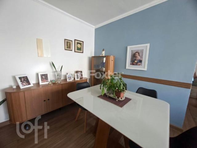 Apartamento com 2 dormitórios em Porto Alegre