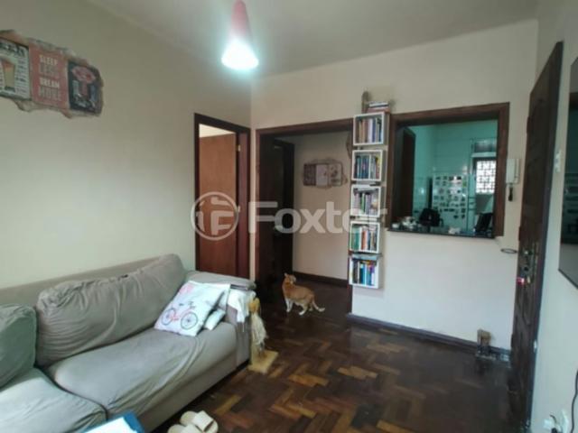 Apartamento com 2 dormitórios em Porto Alegre