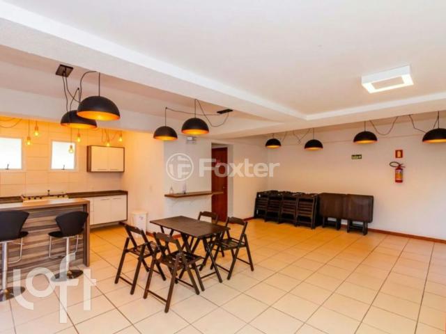 Apartamento com 2 dormitórios em Porto Alegre