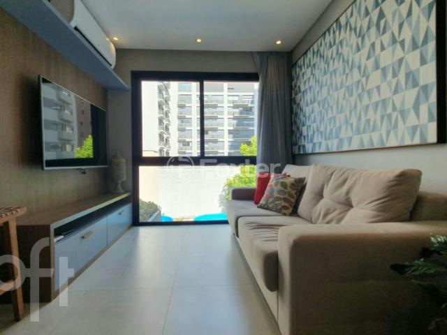 Apartamento com 2 dormitórios em Porto Alegre