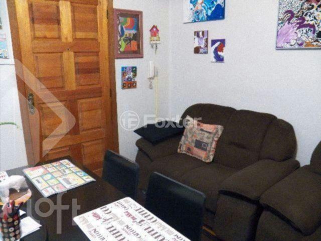 Apartamento com 2 dormitórios em Porto Alegre