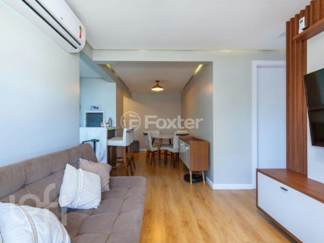 Apartamento com 2 dormitórios em Porto Alegre