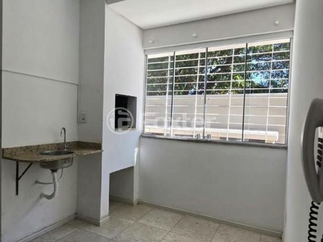 Apartamento com 2 dormitórios em Porto Alegre
