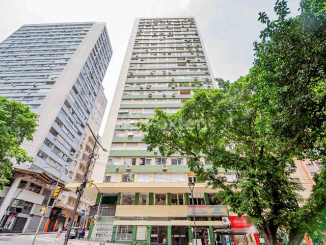 Apartamento com 2 dormitórios em Porto Alegre