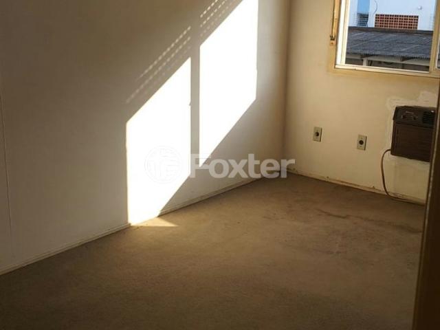 Apartamento com 2 dormitórios em Porto Alegre