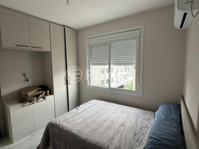 Apartamento com 2 dormitórios em Porto Alegre