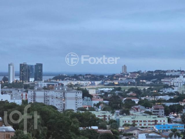 Apartamento com 2 dormitórios em Porto Alegre