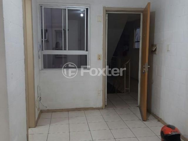 Apartamento com 2 dormitórios em Porto Alegre