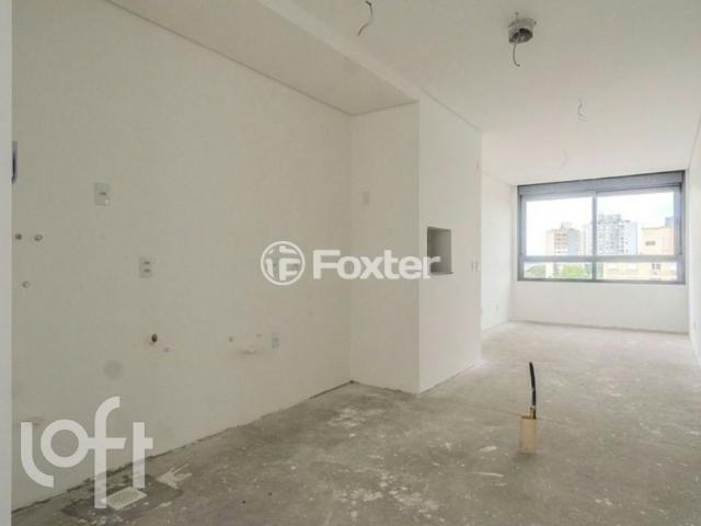 Apartamento com 2 dormitórios em Porto Alegre