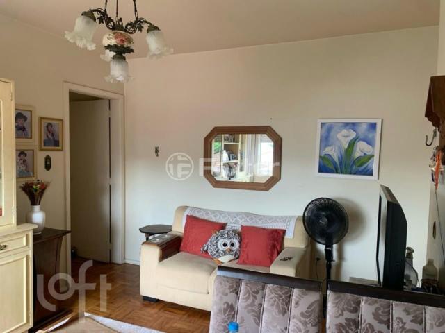 Apartamento com 2 dormitórios em Porto Alegre