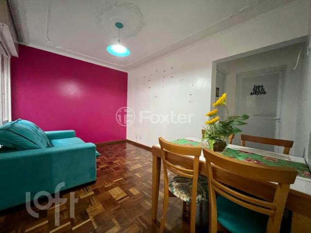Apartamento com 2 dormitórios em Porto Alegre