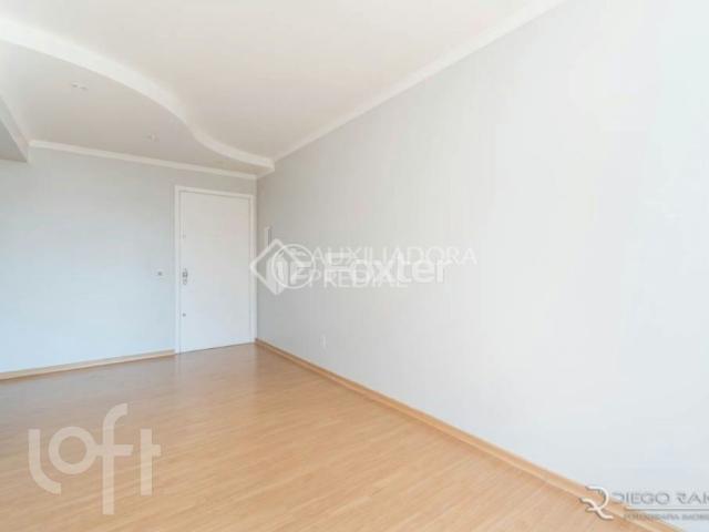 Apartamento com 2 dormitórios em Porto Alegre
