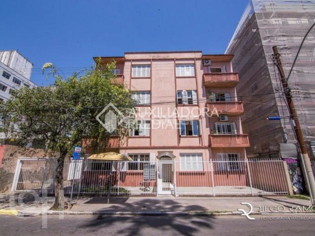 Apartamento com 2 dormitórios em Porto Alegre