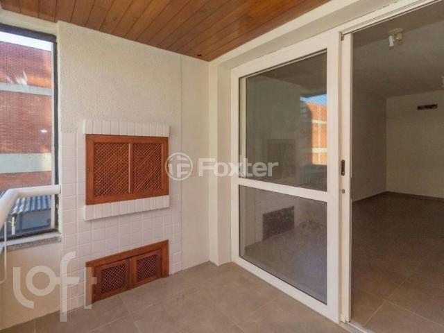 Apartamento com 2 dormitórios em Porto Alegre